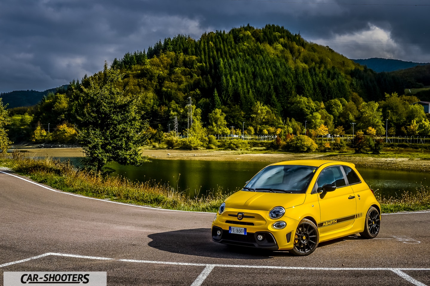 Abarth 595 Competizione: The Yellow Hatchback! - Review