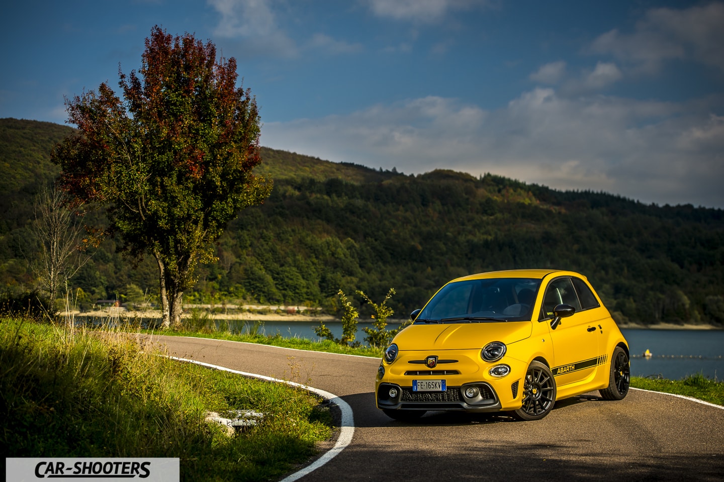 Abarth 595 Competizione: The Yellow Hatchback! - Review