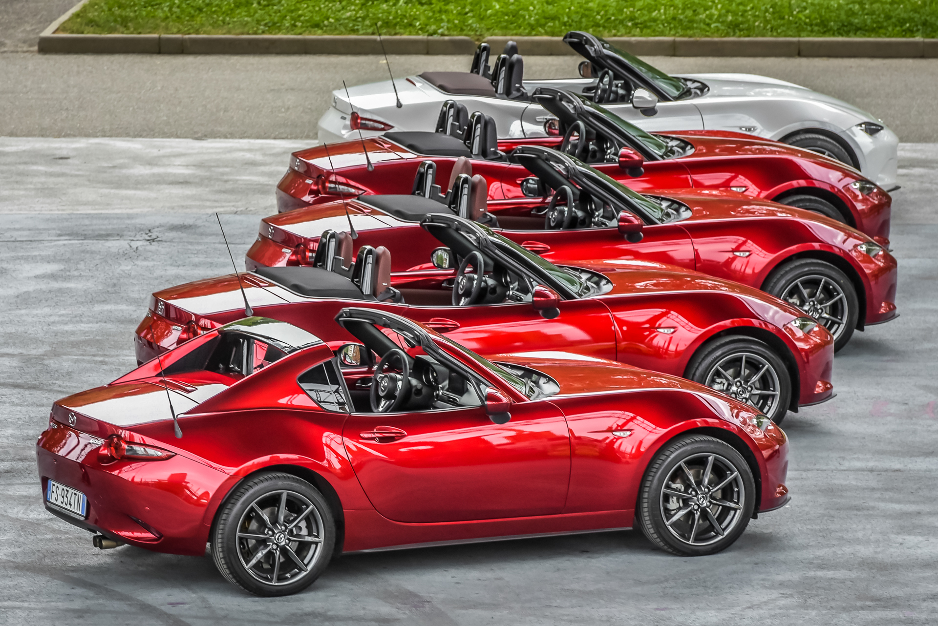 Mazda MX-5 Icon's Day: 30 anni di storia di un mito | Car - Shooters